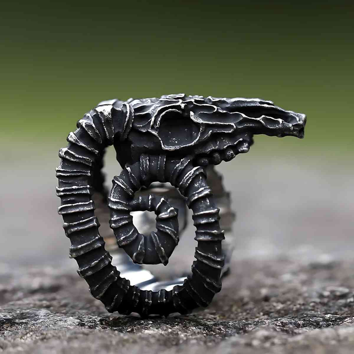 Gothic Ram Skull Ring for Men & Women | Xenos Jewelry