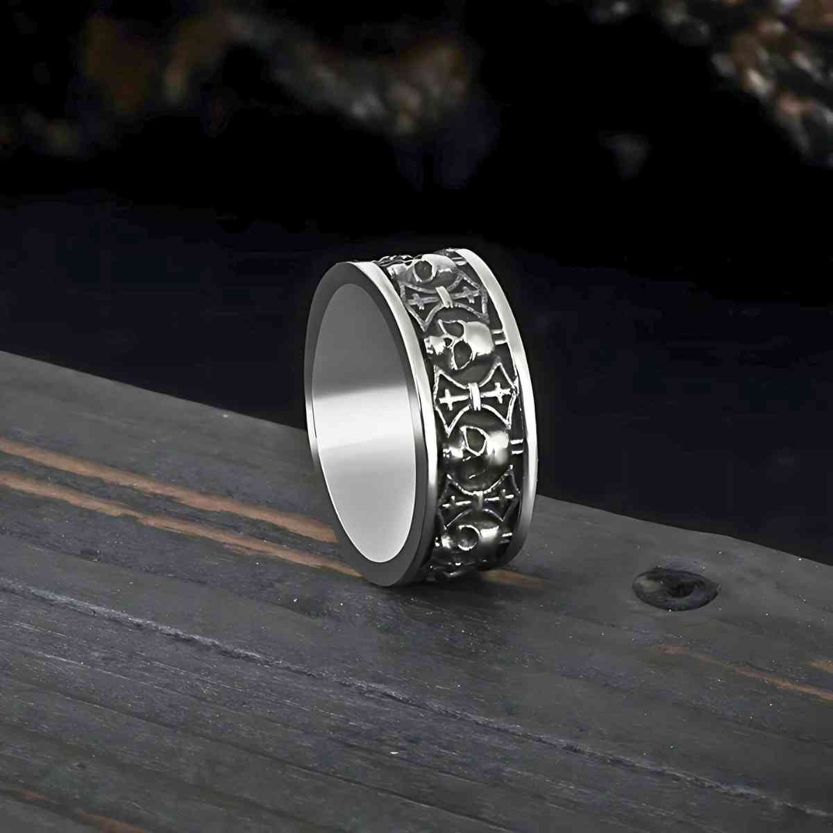 Skull and Crossbones Band Ring in Stainless Steel